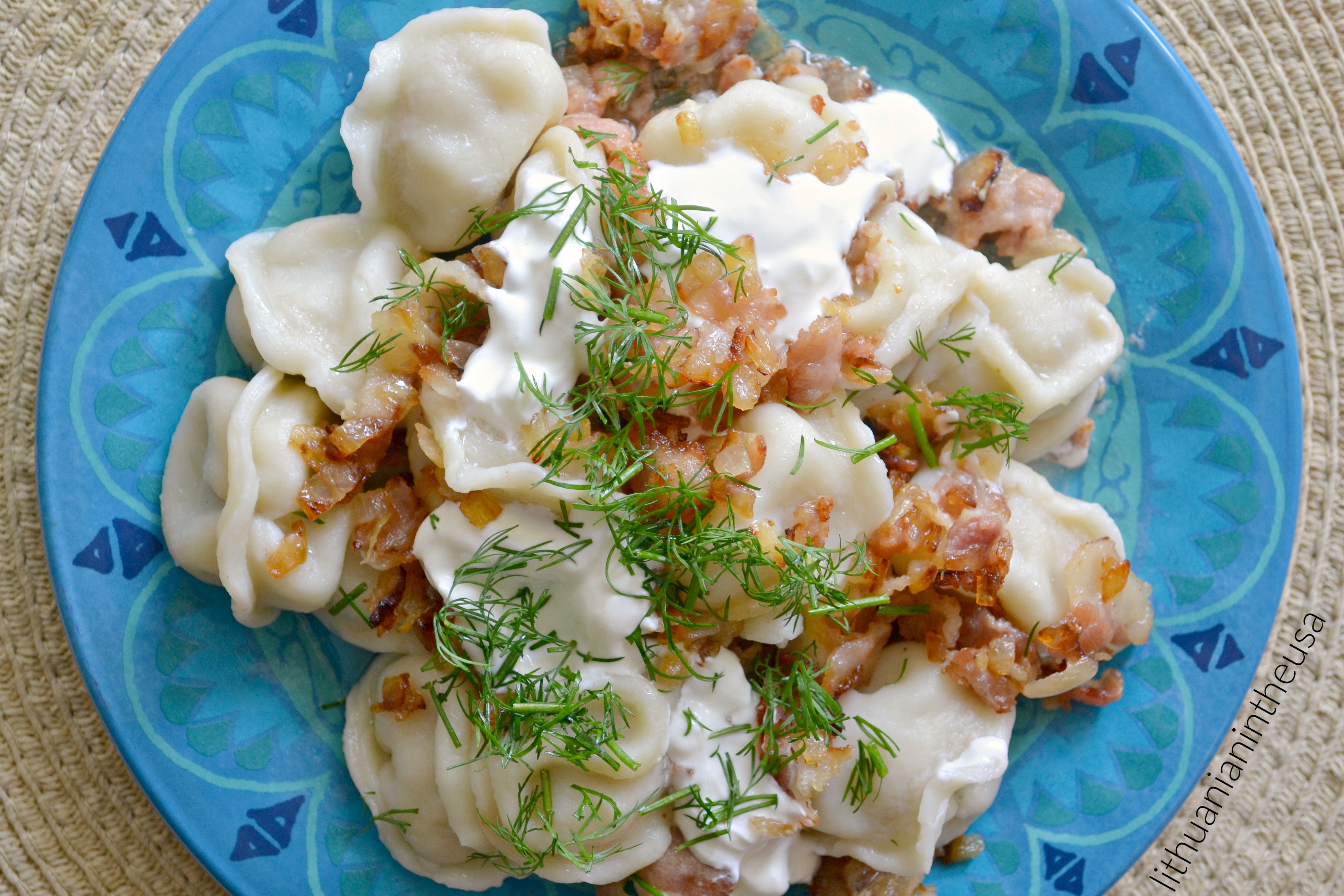 Meat Dumplings with Bacon and Onion Sauce/Koldūnai su spirgučių ir ...