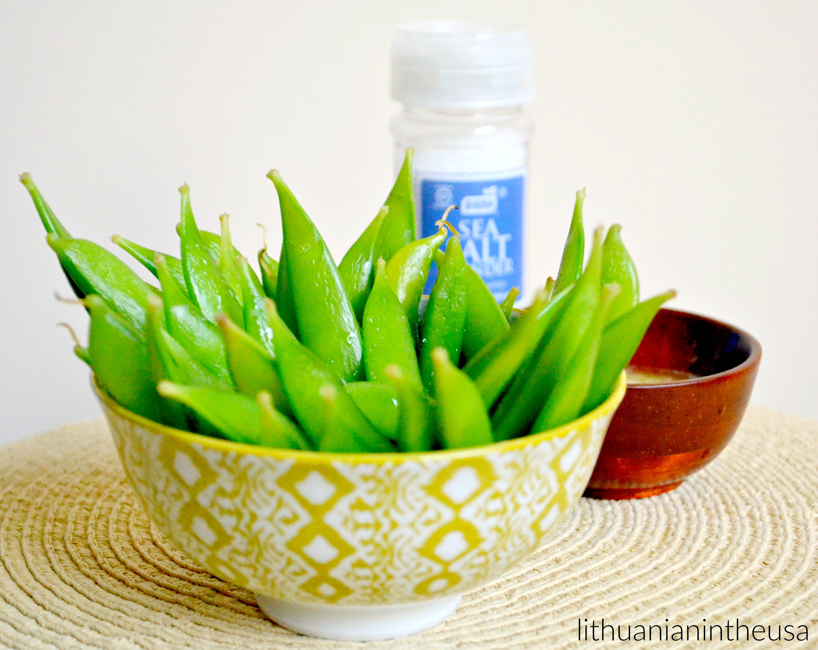 Green Pea Pod Snack / Žirnių ankščių užkandis – Lithuanian in the USA