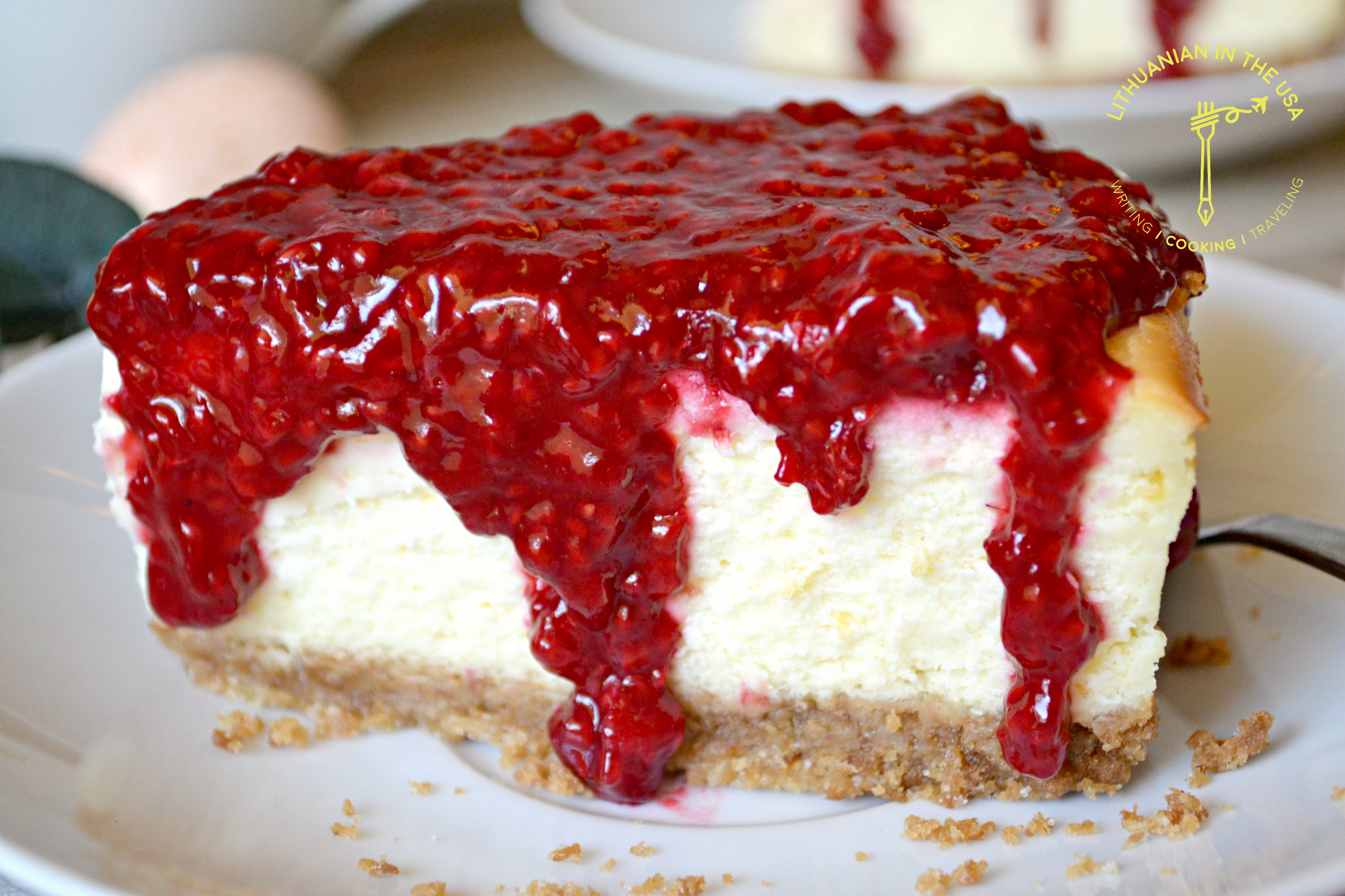 Cheesecake with Raspberry Sauce / Sūrio tortas (Cheesecake) su aviečių ...