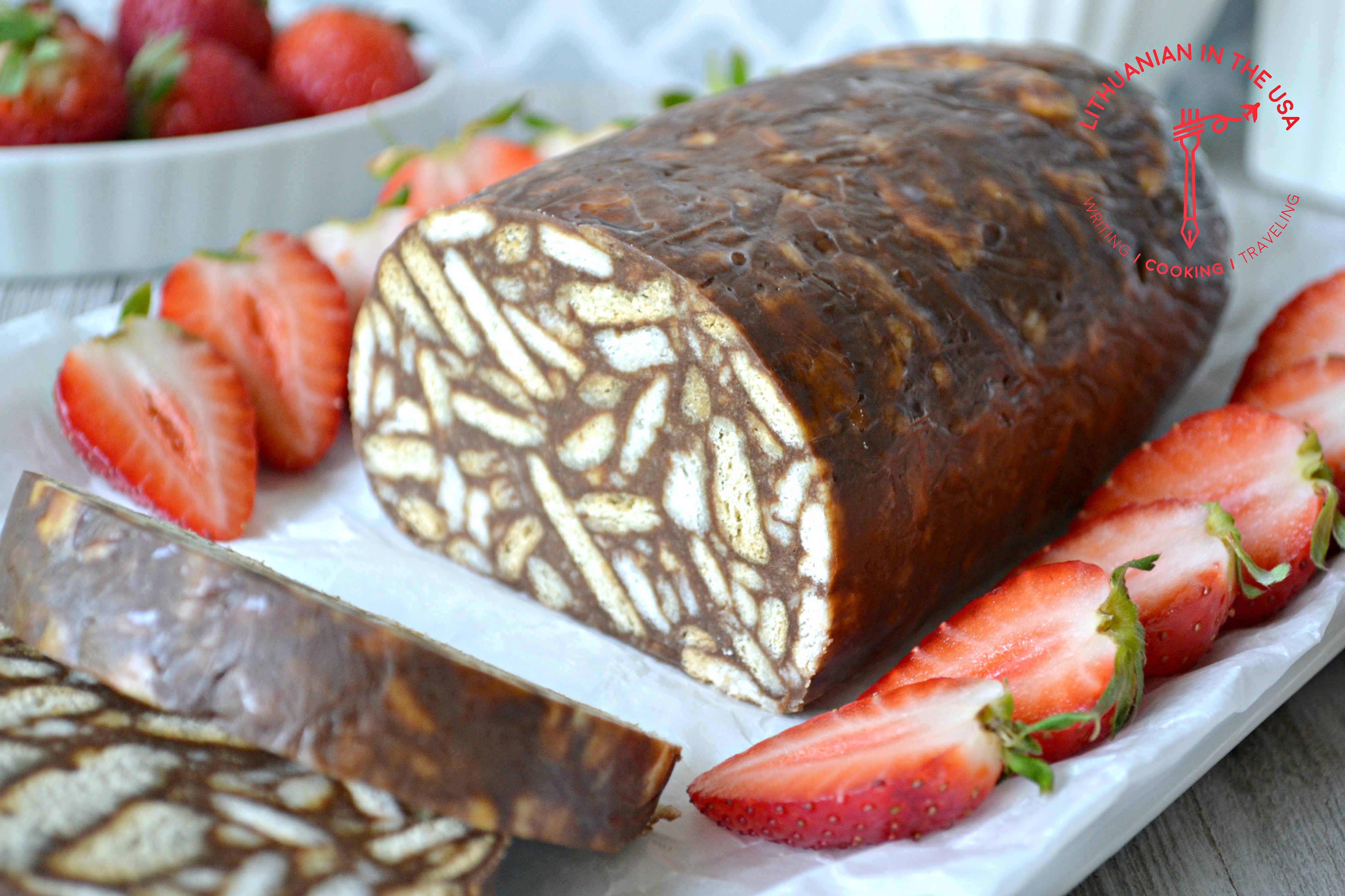 Traditional Lithuanian No Bake Lazy Cake / Tradicinis tinginys su pienu ...